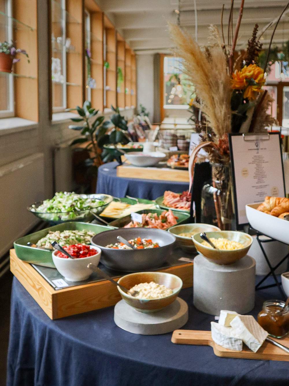 BRUNSSI Gumbostrand Konst & Form Bistro Söderkulla - Brunssit.fi