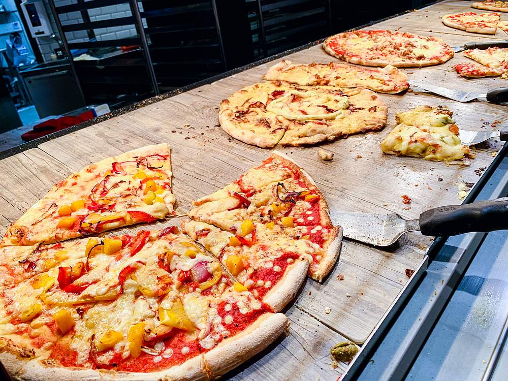 Lounas Pizza Buffa Hämeenlinna Hämeenlinna - Lounasmenu.fi