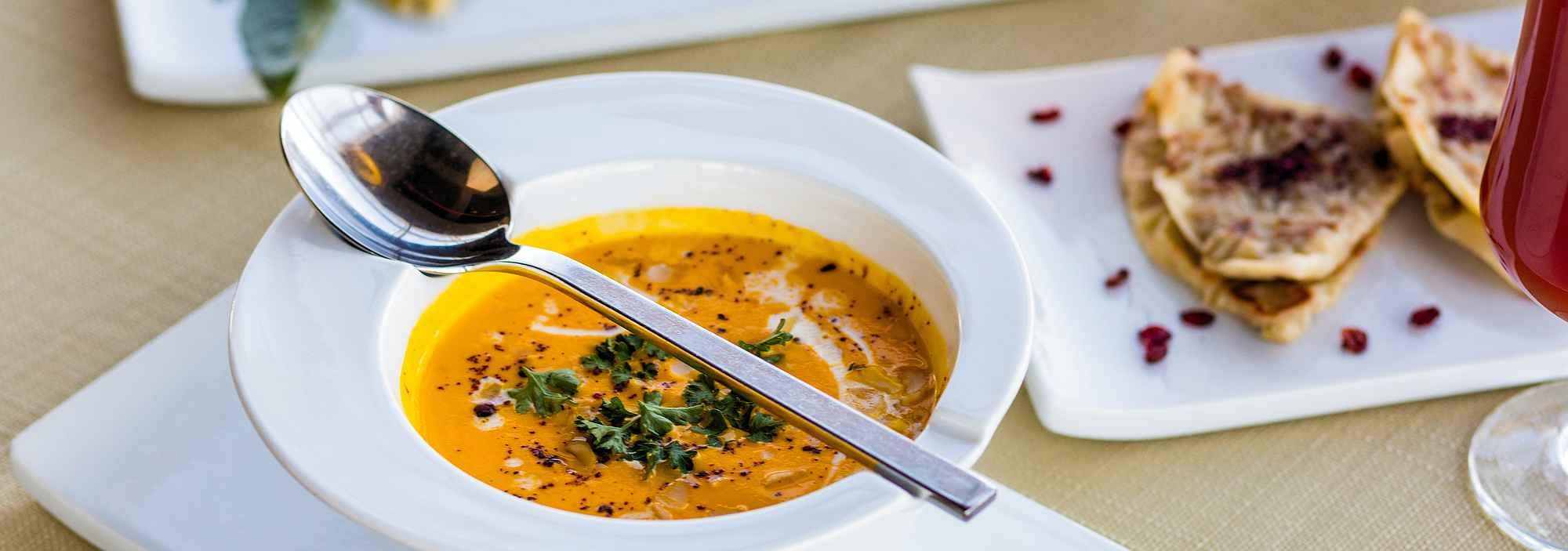 Lounas SHELL HELMISIMPUKKA PUKINMÄKI Helsinki | LounasMenu.fi